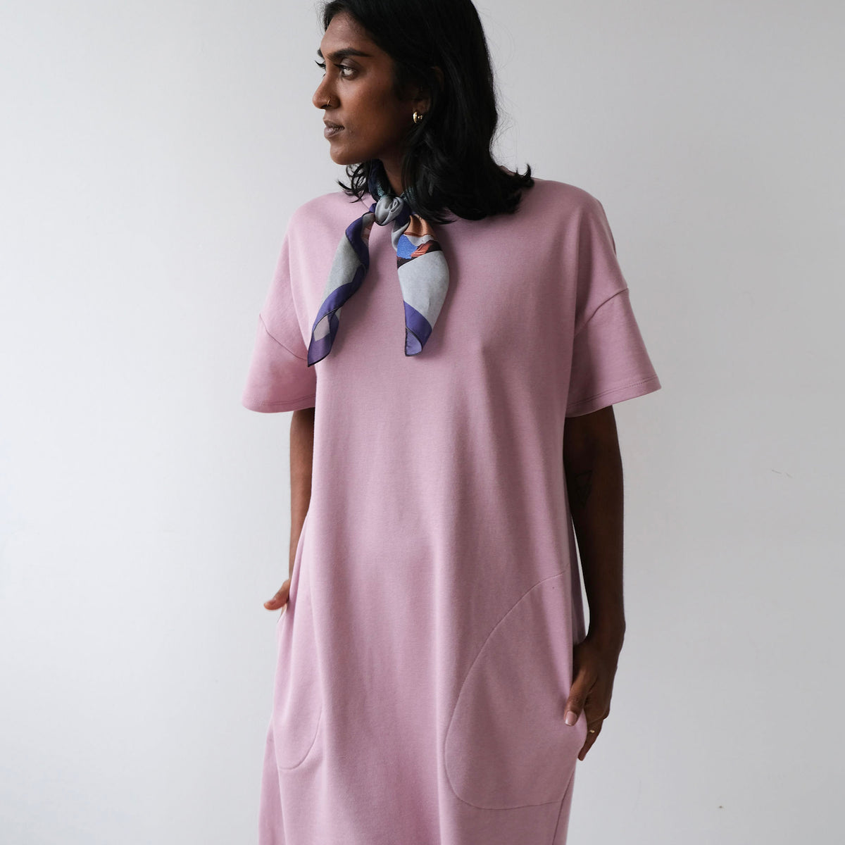 Robe en mini french terry No2439w – atelier b